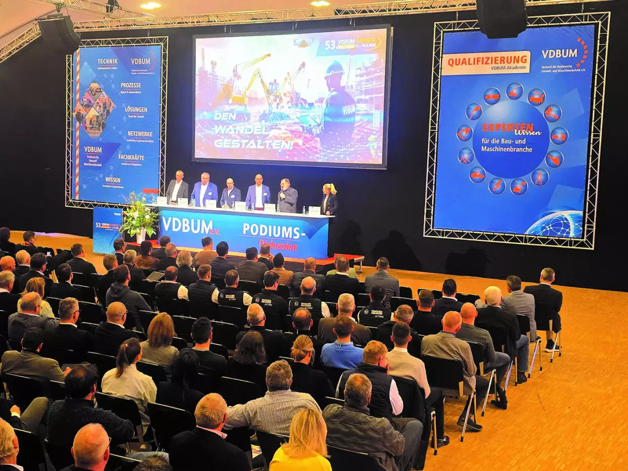 Peri // Historie mit Funktion: Brückensanierung ohne Beeinträchtigung – Treffpunkt Bau