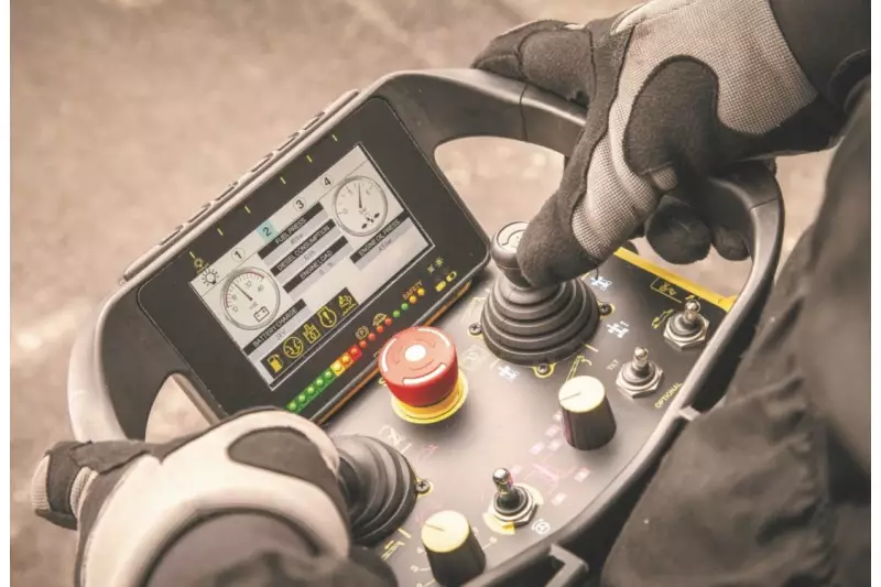 Mit Funk sicher gesteuert – Treffpunkt Bau